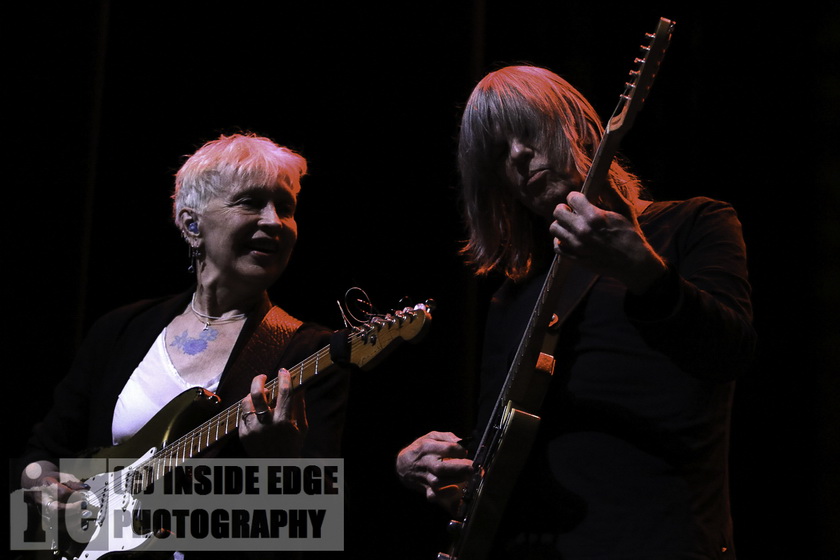 Photo Gallery: Mike Stern + Dana Gehrman at Princess Theatre, Brisbane ...